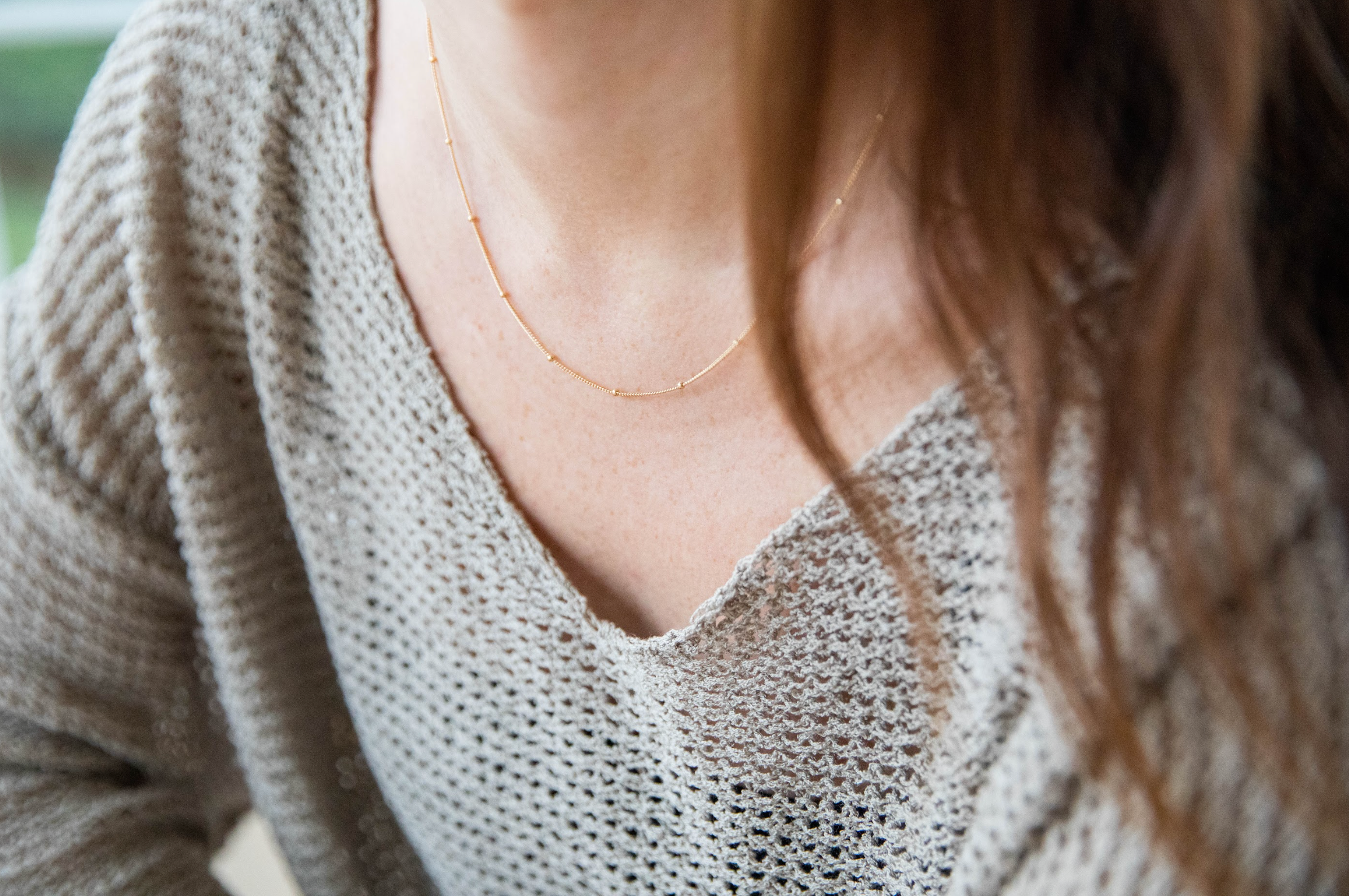 The Thin Gold Line: How To Style Dainty Gold Chains – LLUME Jewelry