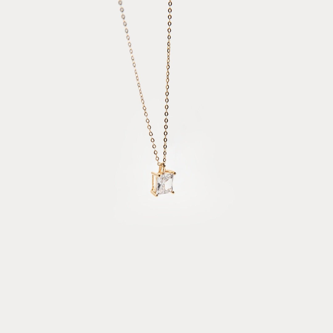 The One Necklace – LLUME Jewelry