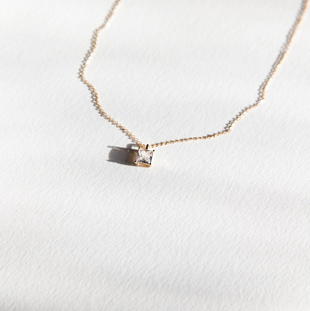 The One Necklace – LLUME Jewelry